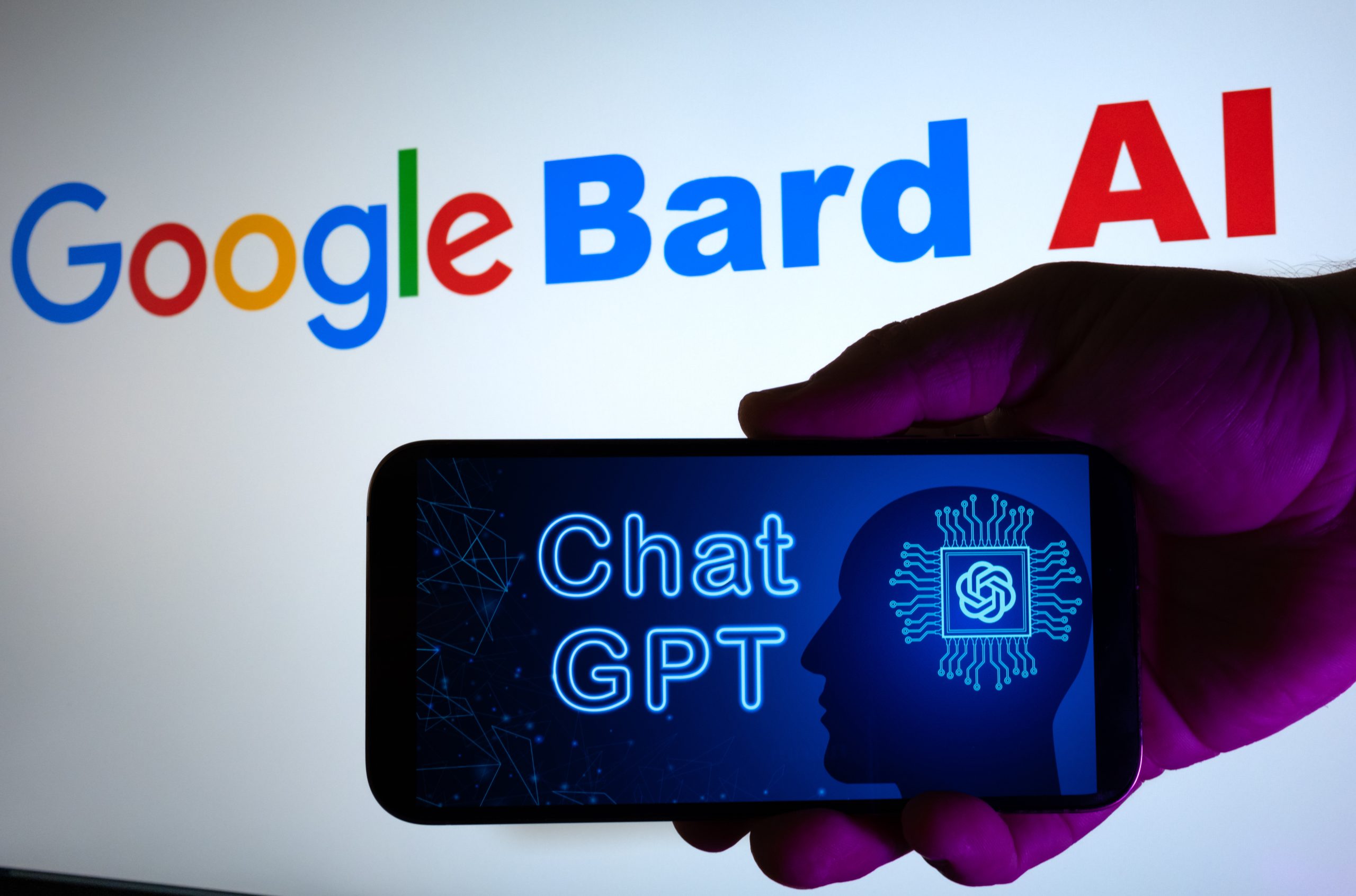 The difference between ChatGTP and Google Bard